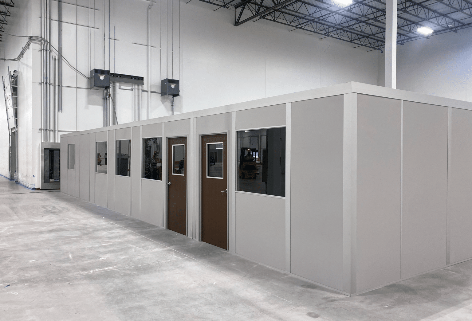 Modular Office Buildings: What They Are, Key Uses & Cost-Saving ...