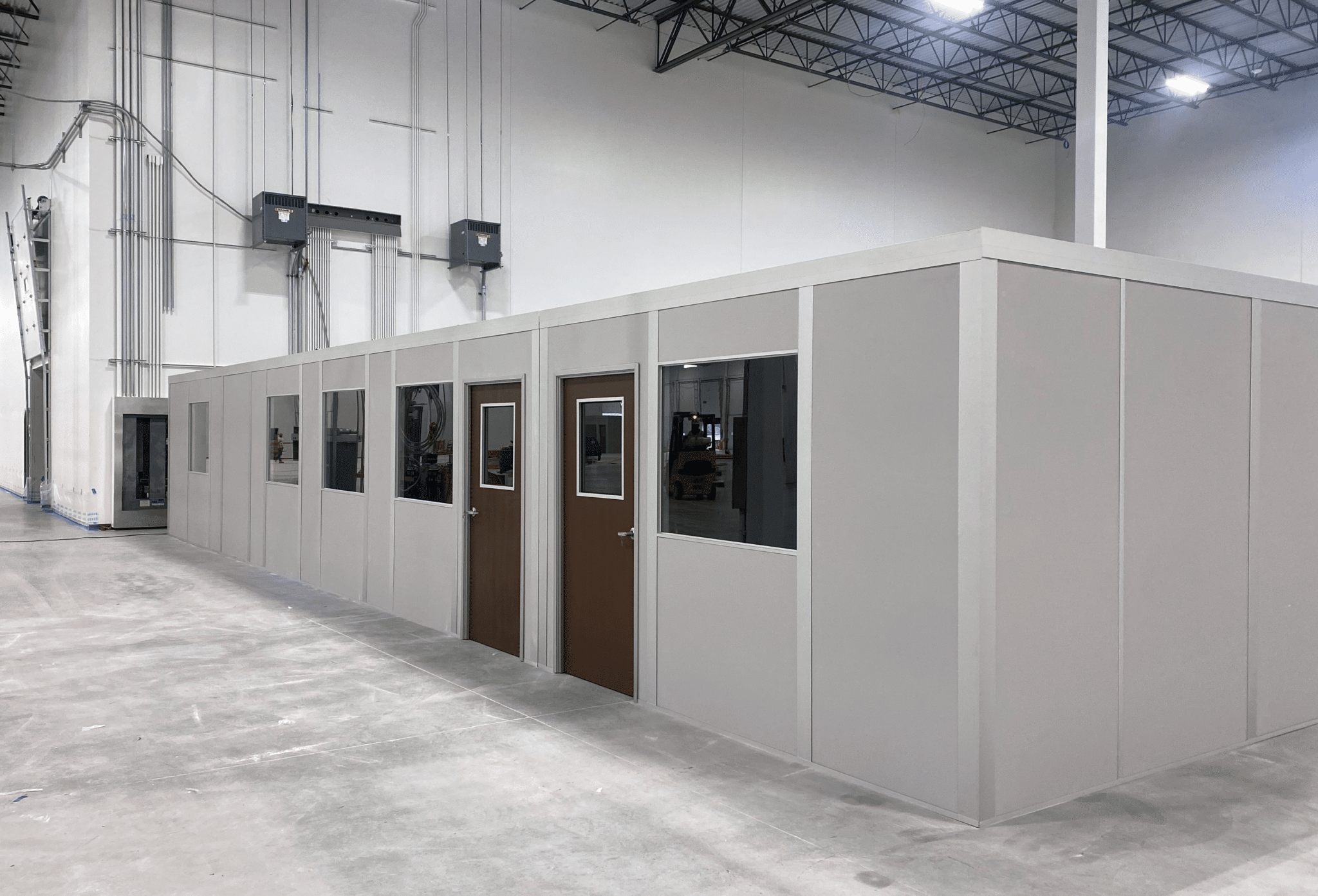 Modular Office Buildings: What They Are, Key Uses & Cost-Saving ...